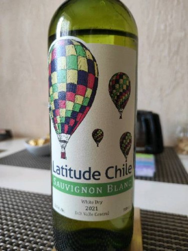 2021 Latitude Chile Sauvignon Blanc | Vivino US