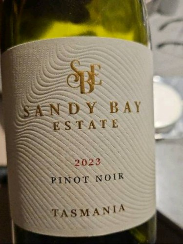 Sandy Bay Estate Pinot Noir | Vivino English
