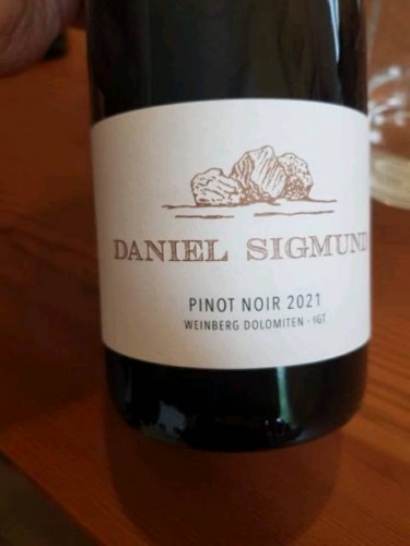 Daniel Sigmund Pinot Noir | Vivino US