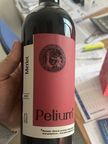 Pelium Merlot | Vivino US