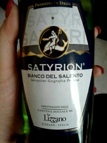 Cantine Lizzano Satyrion Bianco del Salento | Vivino Australia