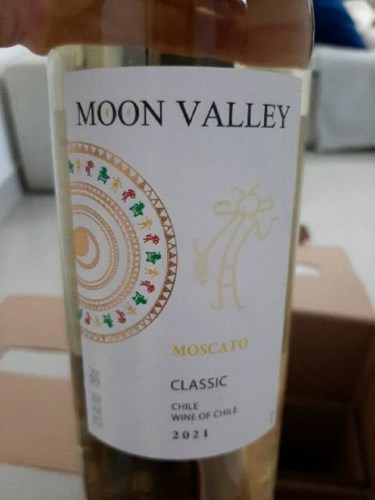 Moon Valley Classic Moscato | Vivino US