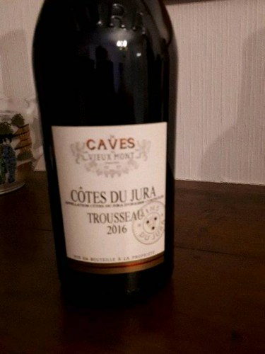 Les Caves Du Vieux Mont Trousseau Côtes Du Jura Vivino Brasil