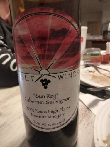 Sunset Newsom Vineyard Sun Ray Cabernet Sauvignon | Vivino US