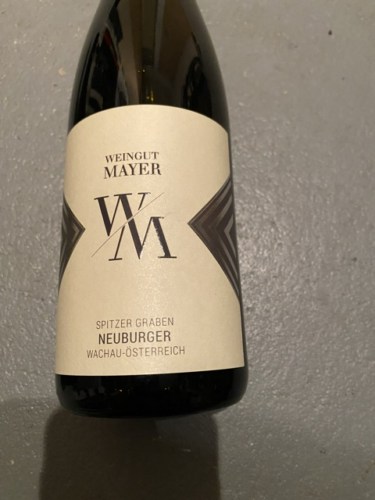 Weingut Mayer Spitzer Graben Neuburger | Vivino US