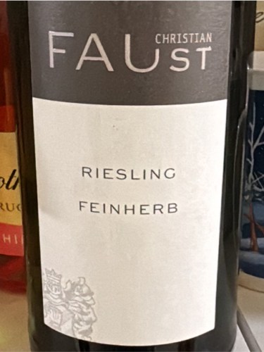 Christian Faust Riesling Feinherb | Vivino US