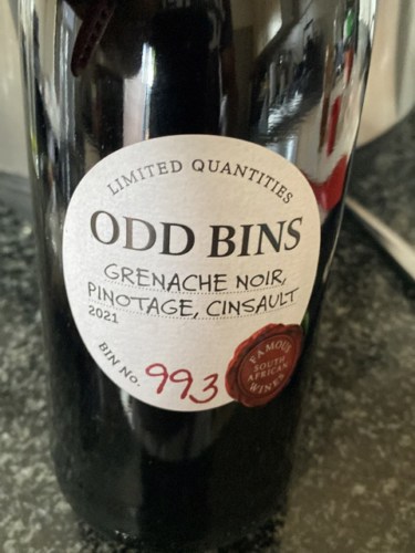 Odd Bins Bin Number 993 Red Blend | Vivino Australia