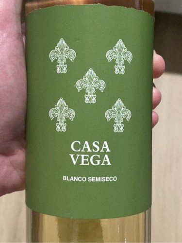 Navarro López Casa Vega Blanco Semiseco | Vivino US