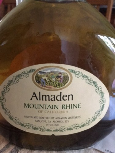 Almaden Mountain Rhine | Vivino English