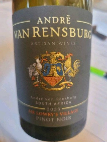 André van Rensburg Sir Lowry's Village Pinot Noir | Vivino US