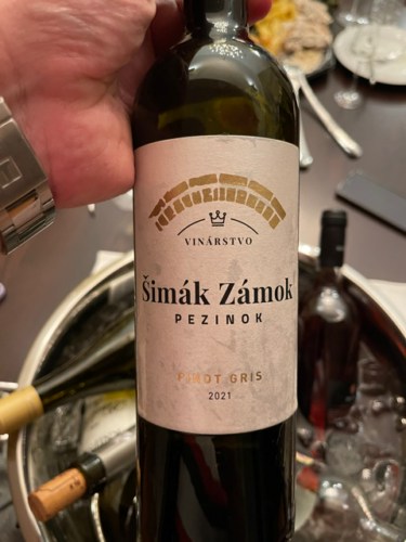 Šimák Zámok Pezinok Pinot Gris | Vivino US