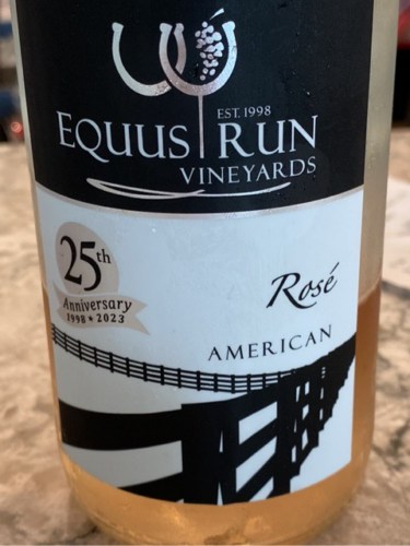 Equus Run Vineyards Rosé | Vivino US