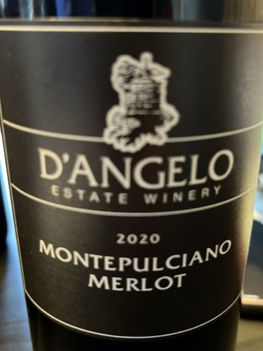 D'Angelo Estate Winery Montepulciano - Merlot | Vivino US