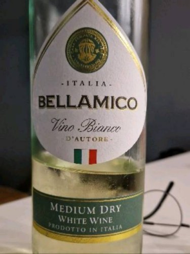 Bellamico Bianco Medium Dry | Vivino US