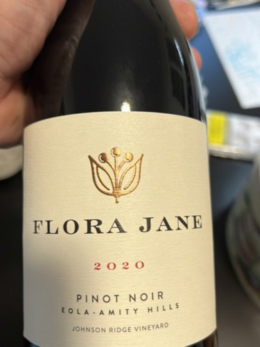 Flora Jane Pinot Noir | Vivino US