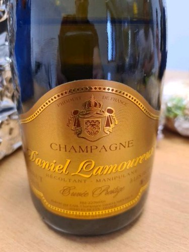 Daniel Lamoureux Champagne Cuvée Prestige Brut | Vivino US