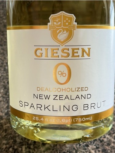 Giesen 0% Sparkling Brut | Vivino US