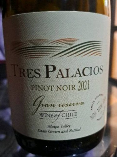 Tres Palacios Gran Reserve Pinot Noir | Vivino 日本