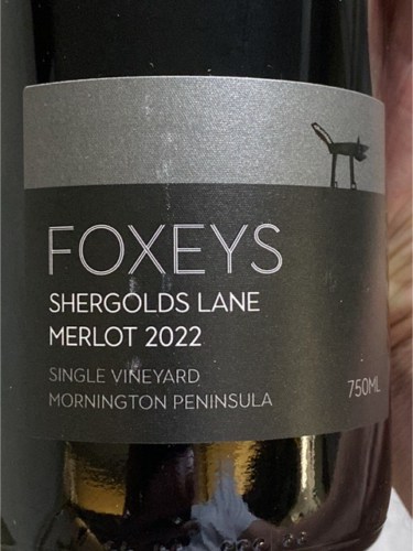 Foxeys Hangout Shergolds Lane Merlot | Vivino US