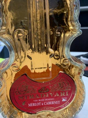 Garling Collection Stradivari Granat Roşu Demidulce | Vivino Brasil