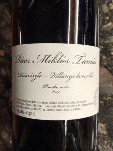 Racz Miklos Tamas Diósviszló Villanyi Borvidek Poudre Noire | Vivino Brasil