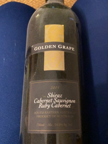 Golden Grape Estate Shiraz - Cabernet Sauvignon - Ruby Cabernet | Vivino US
