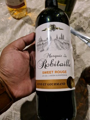 Marquis de Robitaille Rond et Gourmand Sweet Rouge | Vivino US
