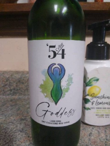 Cellar 54 Wines Goddess Dry Concord | Vivino US