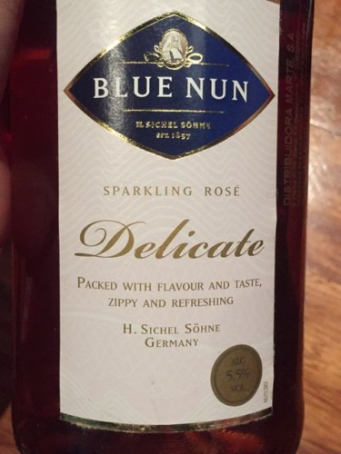 Blue Nun Delicate Sparkling Rosé | Vivino English