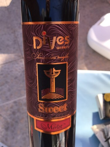Dives Sweet Merlot | Vivino US