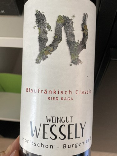 Weingut Wessely Ried Raga Blaufränkisch Classic | Vivino Deutschland