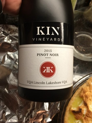 Kin Pinot Noir | Vivino US