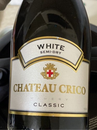 Chateau Crico Classic White Semi-Dry | Vivino US