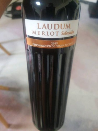 Laudum Selección Merlot | Vivino English