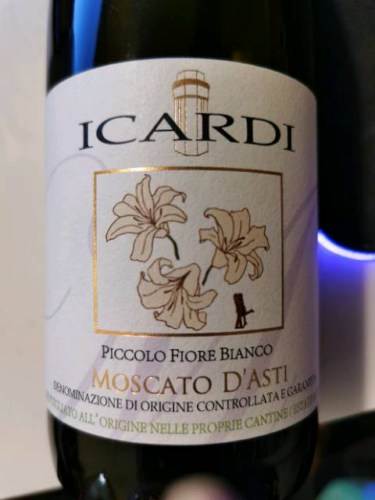 Icardi Piccolo Fiore Bianco Moscato d'Asti | Vivino US