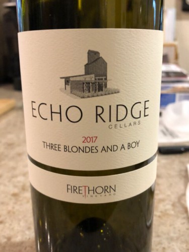 Echo Ridge Cellars Three Blondes And A Boy | Vivino US