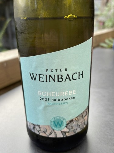 Peter Weinbach Scheurebe Halbtrocken | Vivino Deutsch