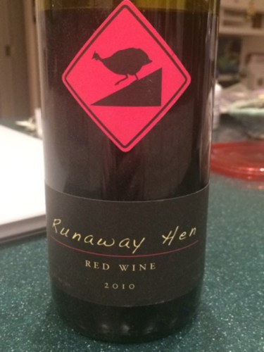 Brengman Brothers Runaway Hen Red | Vivino US