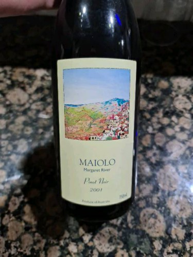 Maiolo Pinot Noir | Vivino US
