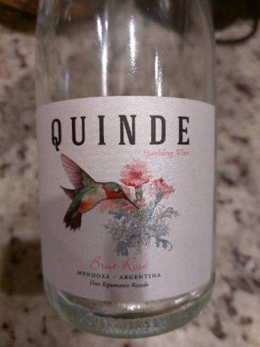 Quinde Brut Espumante Rosé | Vivino US