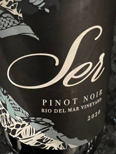 Ser Rio Del Mar Vineyard Pinot Noir | Vivino US