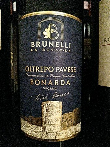 Brunelli - Riva del Borgo Torre Bianca Bonarda | Vivino Australia