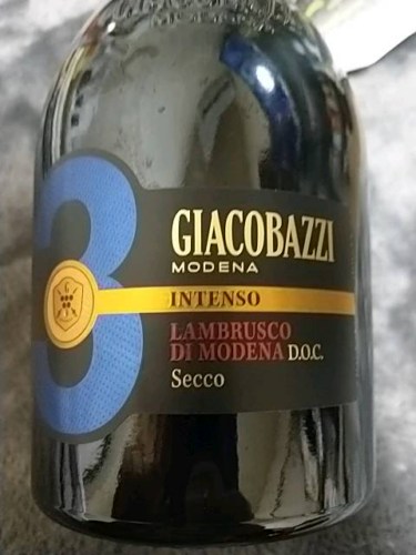 Giacobazzi 3 Intenso Lambrusco di Modena Secco | Vivino US