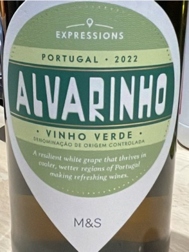Marks & Spencer Expressions Alvarinho | Vivino English