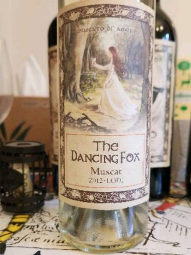 The Dancing Fox Muscat | Vivino US