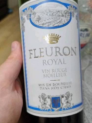 Fleuron Royal Rouge Moelleux | Vivino US