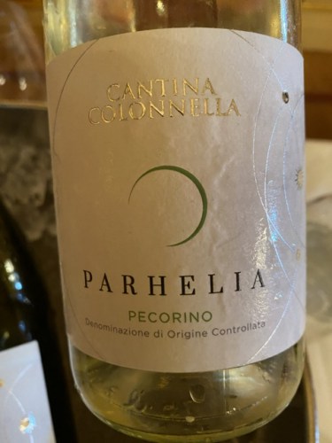 Colonnella Parhelia Pecorino | Vivino Italia