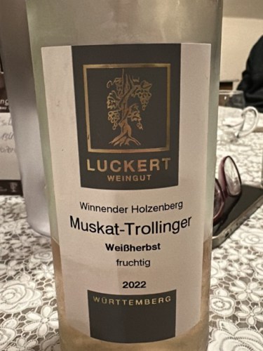 Weingut Luckert Muskat - Trollinger Weißherbst | Vivino US
