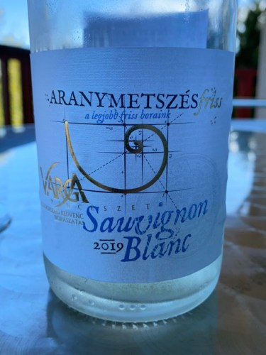 Varga Pincészet Aranymetszés Friss Sauvignon Blanc | Vivino US Varga Pincészet Aranymetszés Friss Sauvignon Blanc | Vivino US
