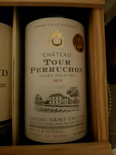 Château Tour Perruchon Cuvée Prestige Lussac-Saint-Émilion | Vivino English